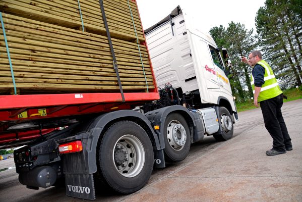 UK Full and Part Load Freight